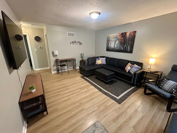 Work Travel | 15m -> Dntwn L Long Stay! L 690 Mbps - Independence, MO