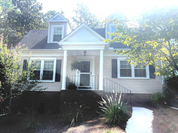 Pinehurst 2 Br 2 1/2 Bath Home - Pinehurst, NC