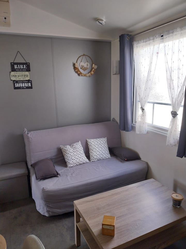 Mobilhome Avec Un Accès Direct Plage - Vias