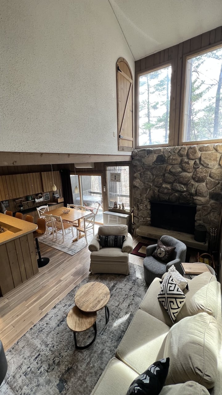 N Conway Adjacent Units Near White Mtn | Sleeps 20 - North Conway, NH
