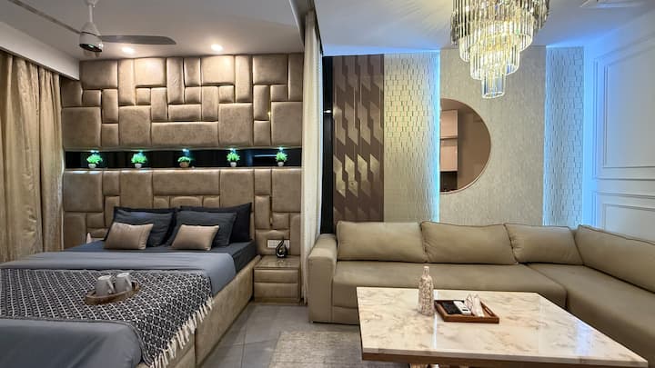 The Boho Essence | 37th Floor River View Apartment - Noida