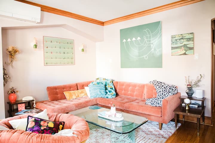 Avondale's Best / Cozy Artsy 2br, 7 Min Blue Line - Lincoln Square - Chicago