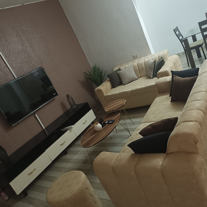 Villa Meublée Pelouse 3 Chambres Salon - Côte d'Ivoire