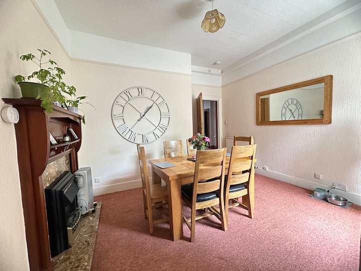 Spacious Double Room - Aberdeen