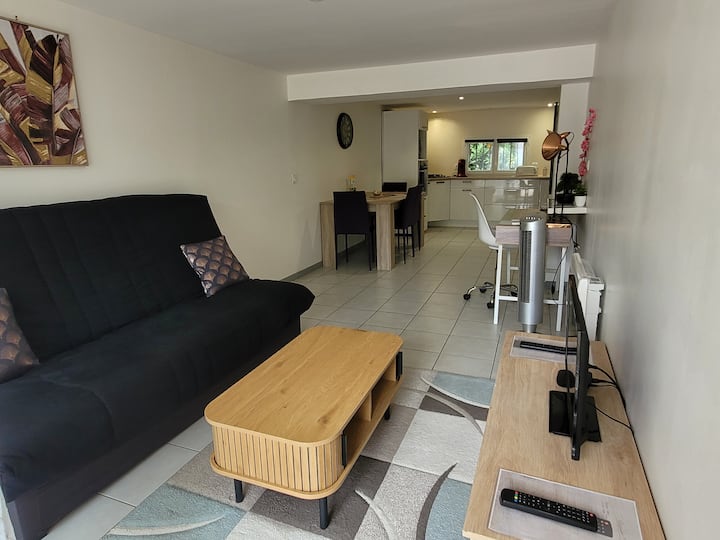 Logement T2 Rez De Jardin - Valence, France