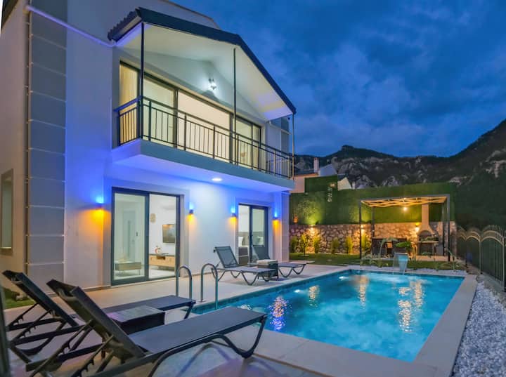 Montanakirmevillalari 2 - Faralya