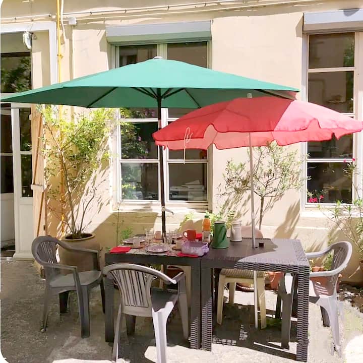 Grand Appartement T3 Sur Cour, Centre Historique - Lyon