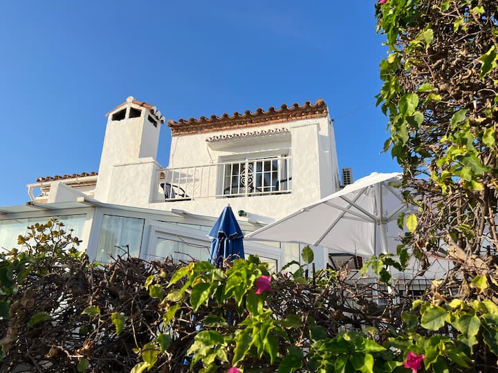 Casa Unnicum 
Almijara 3 Nerja - Frigiliana