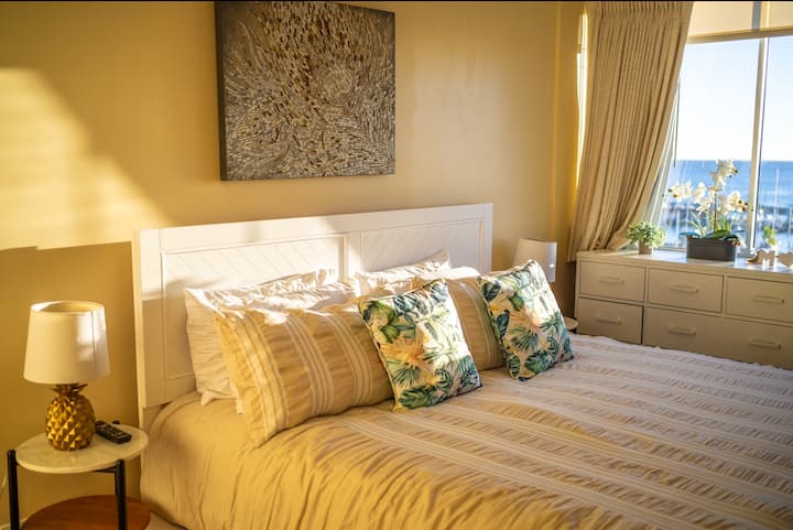 Ocean View & Friday Fireworks & Walk To Beach &1-7 - Honolulu