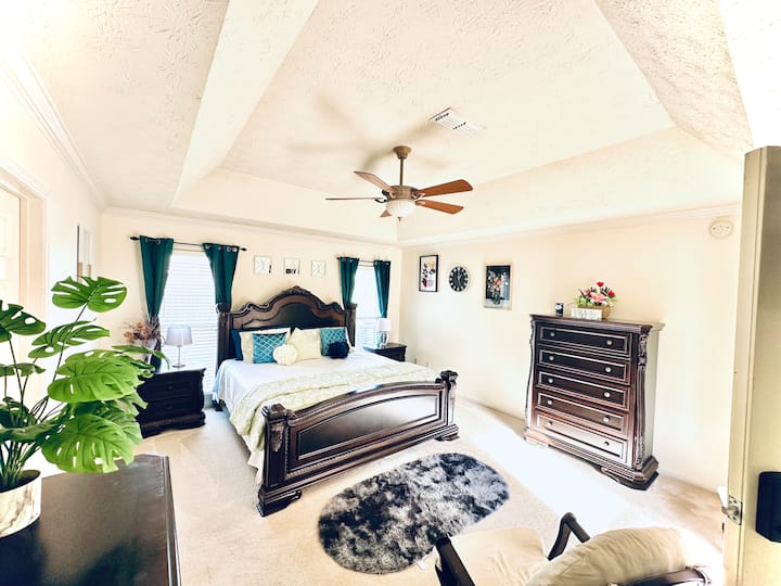 Elegant Cozy Master Suite, Mgm! - Montgomery, AL
