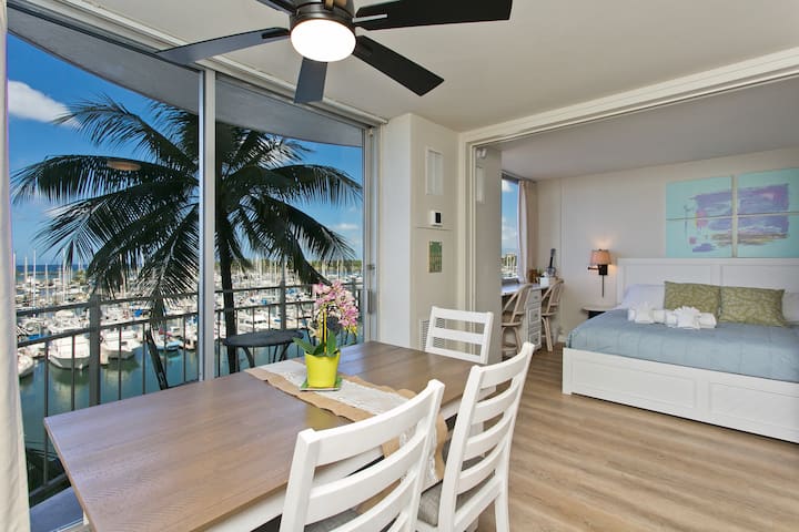 Beautiful Honolulu Waikiki Ocean View Condo - Honolulu