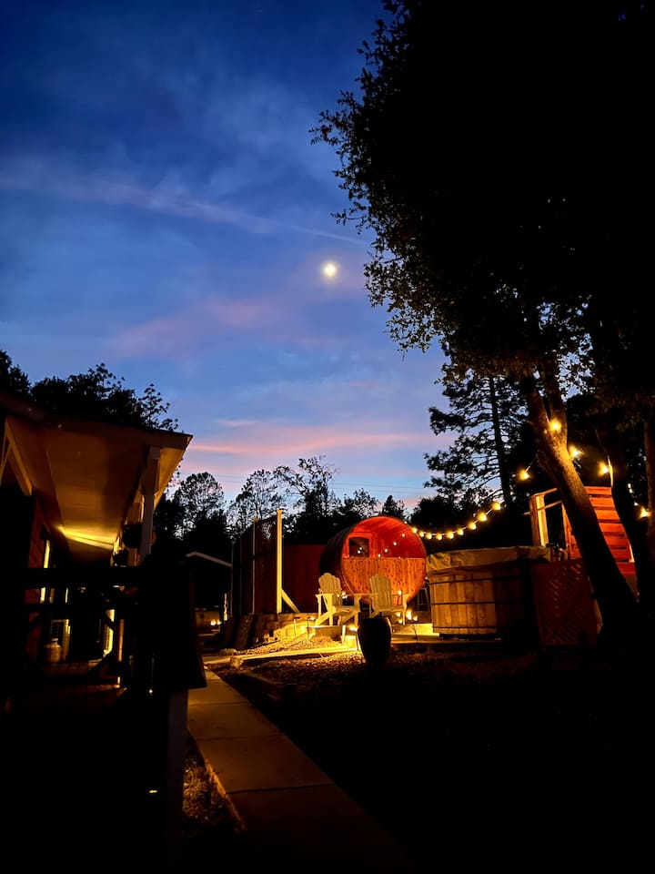 Wild Roost • Bass Lake • Snf • Yosemite Np - North Fork, CA