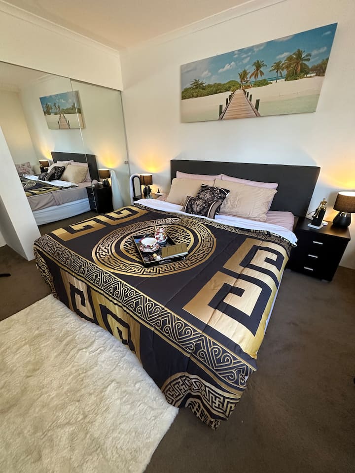 Embrace City Conveniences - Sydney