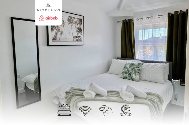 Orchid 2 | 3 Bed | Luxury | Contractors | Groups - Bristol