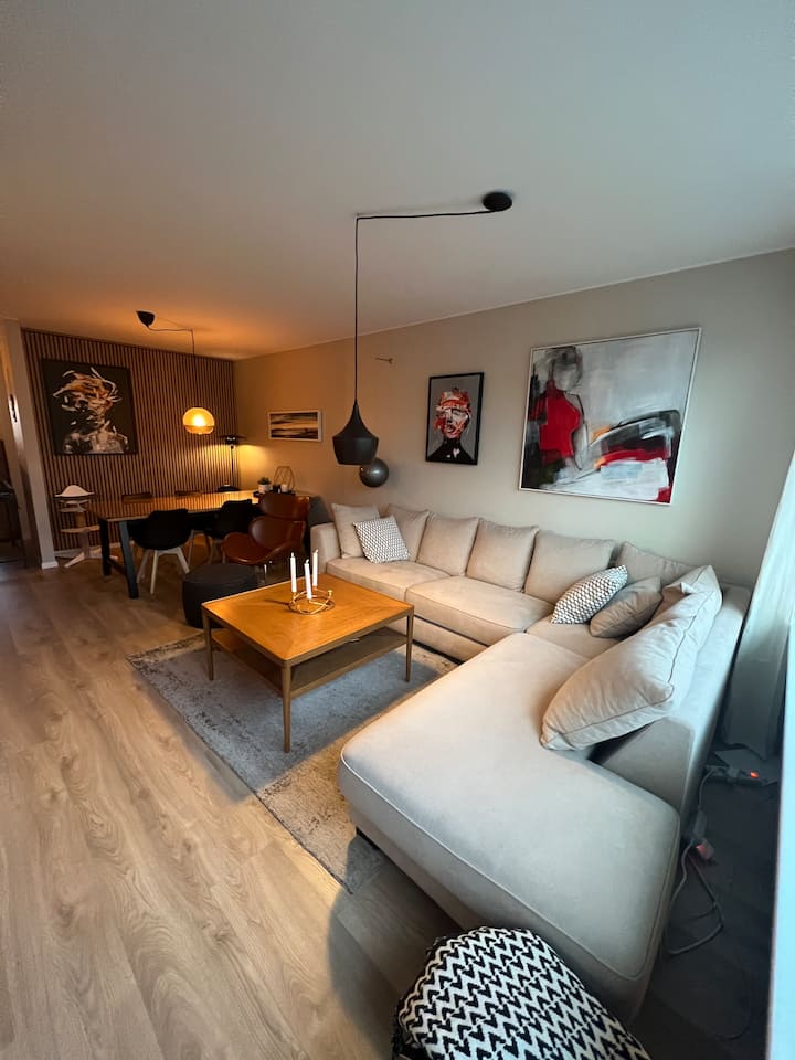 Cozy Family Home In Kópavogur - 레이캬비크