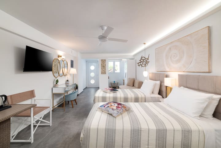 Serenita 1 Luxury Studio Few Steps From The Beach - Agios Nikolaos