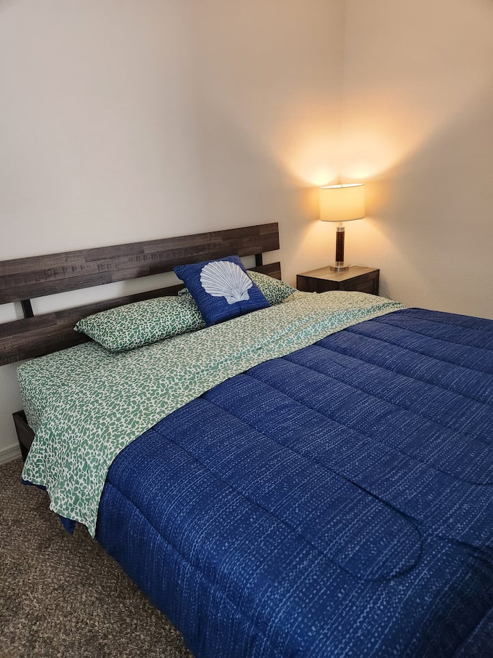 King Bed Master Suite Horizon - El Paso, TX