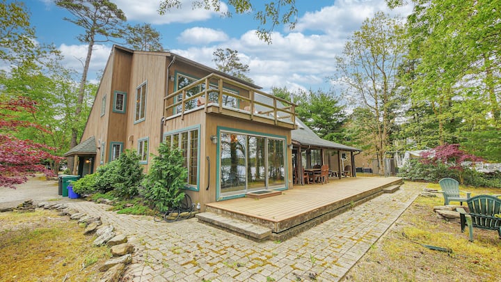 Luxury Log Cabin On The River! - New Jersey
