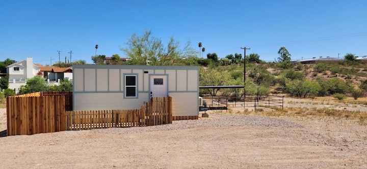 Cozy Tiny Home - Wickenburg, AZ