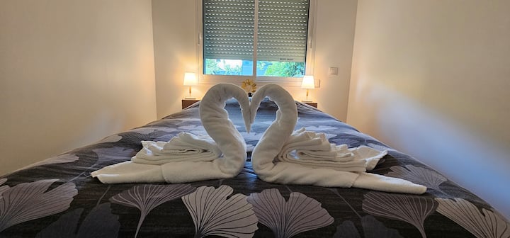 Charmante Dépendance Neuve Dans Un Jardin Isolé - ibis budget Cergy Pierrelaye