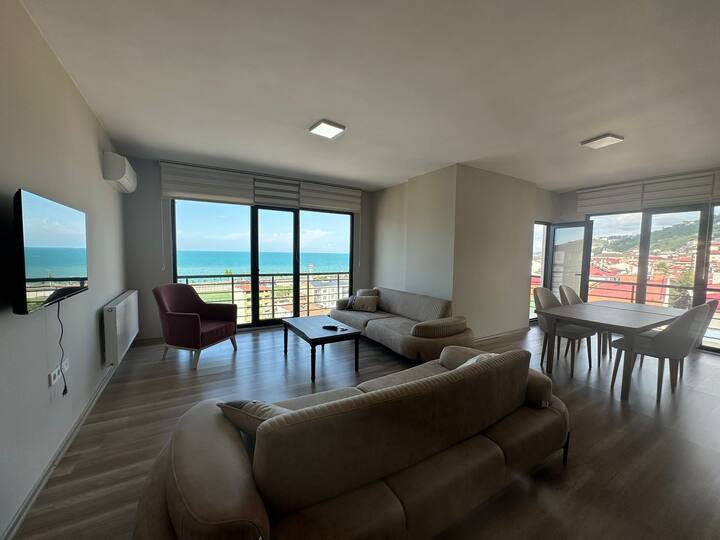 Peacefull 3-bedroom Apartment - Yomra