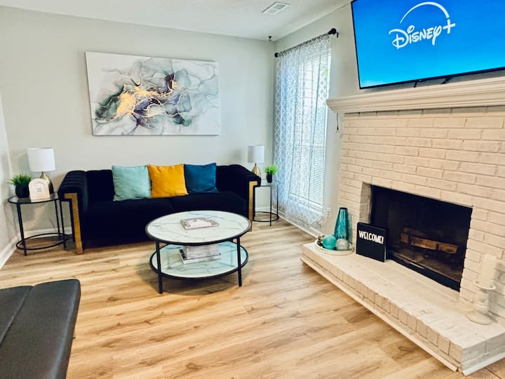 Stylish 2br-vulcan View/walk To Uab And 5 Points - Birmingham, AL