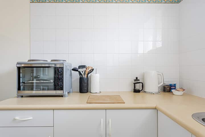 Wheelchair Friendly Executive - Albany