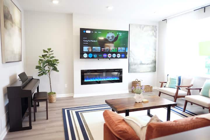 New Build, Gourmet Kitchen, King Bed, 75" Tv - Saint Paul