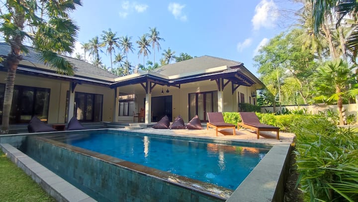 Rumah Flora Lombok ; Garden View Villa 4 Bedrooms - Lombok