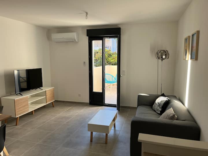 Logement 2 Chambres Climatisées à 50m De La Plage - Mèze