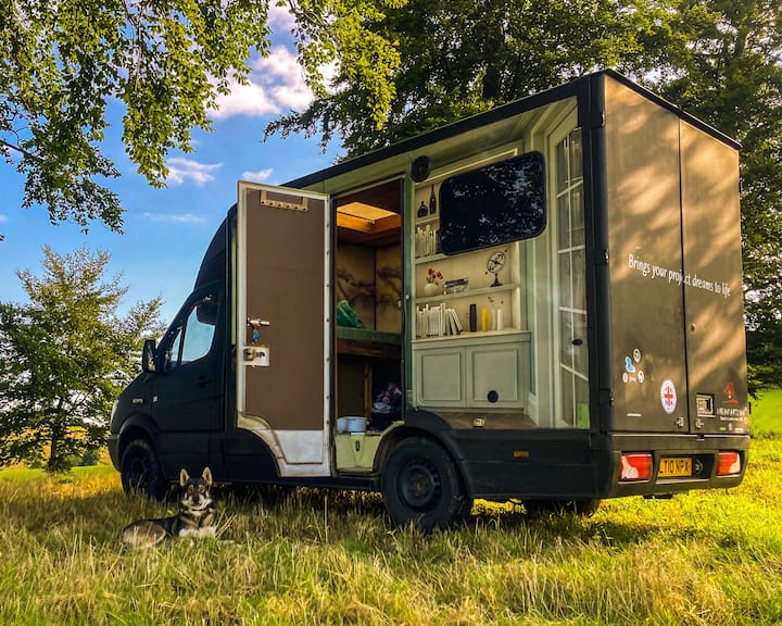 Camper Van Mercedes Sprinter - Guildford