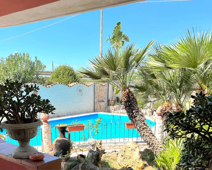 Villa Karol: Pool And Garden - Trappeto