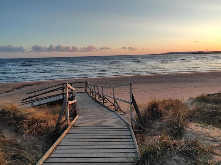 Luftig Villa Nära ÖStra Stranden - Halmstad