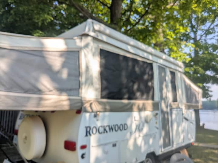 Sunset Home Trailer - Kawartha Lakes