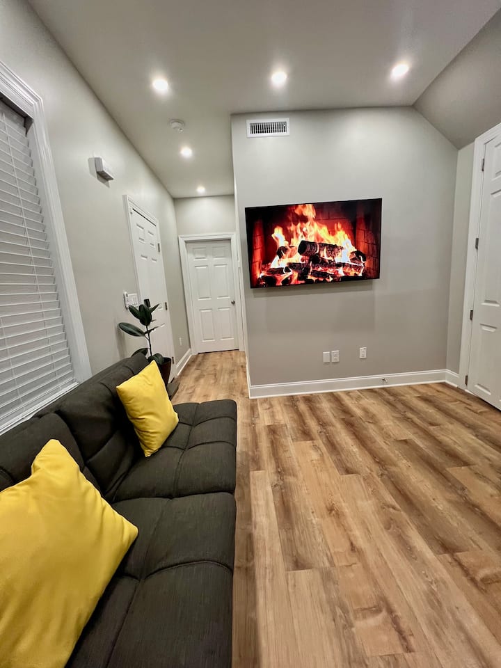 Newly Built Adu • Private Entrance - Apex, NC