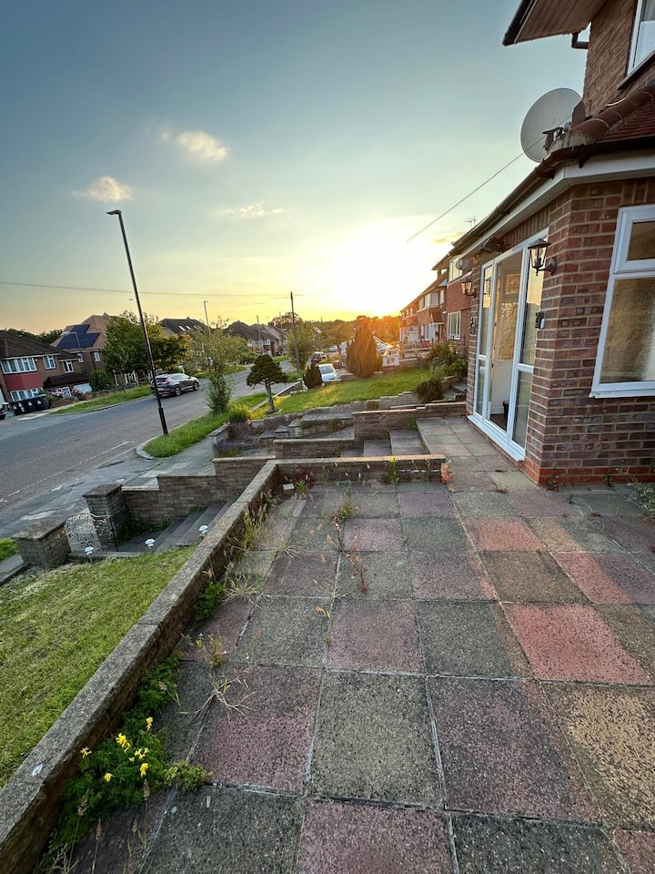 Morton House - Barnet