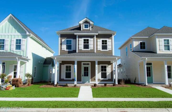 Sparrows Nest 3br, 2.5 Bath Beach Cottage - Beaufort