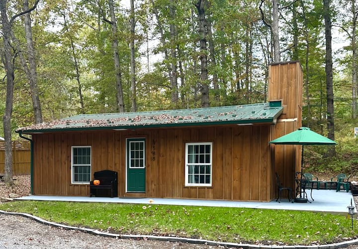 Tiny House In The Trees - Bluestone Vineyard, Bridgewater