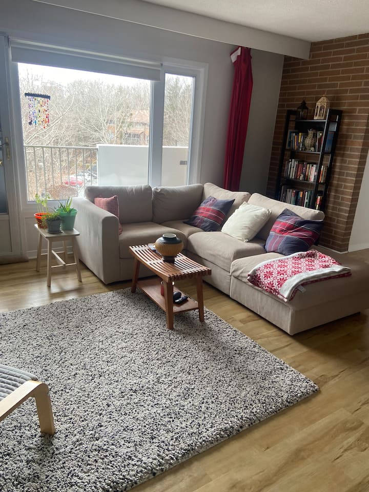 Cosy Lake Condo - Halifax, NS, Canadá