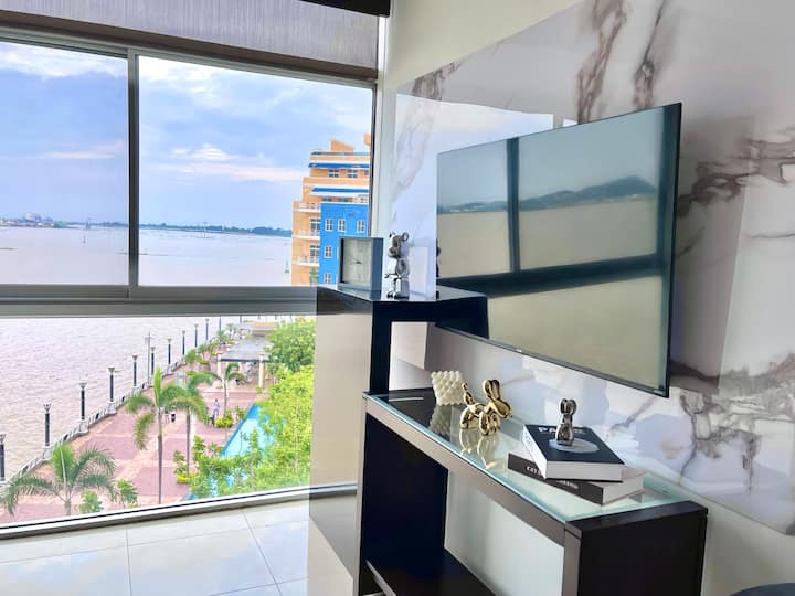 Increíble Departamento En Puerto Santa Ana - Guayaquil