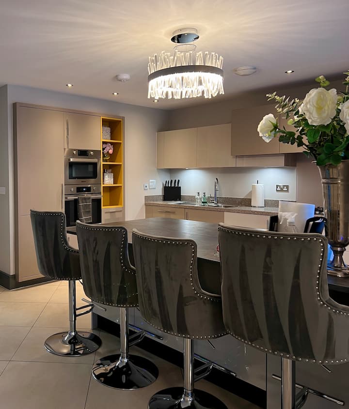 Luxury Durham Home In Dh1, Free Parking, No Fees - Northumberland