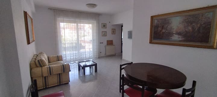 Roma. A Due Passi Dai Castelli Romani - Castel Gandolfo