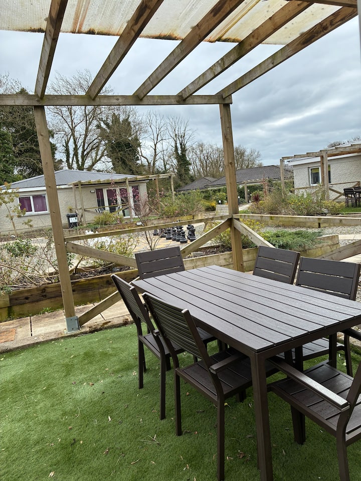 One Bedroom Lodge Near Dublin With Airport Shuttle - Maynooth