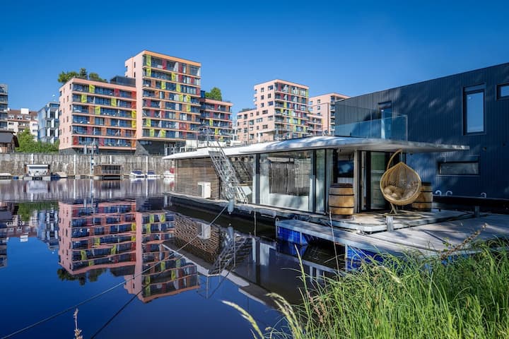 Houseboat Holešovice - Praga