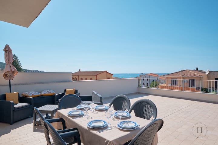Attico Sea View Con Doppio Terrazzo E Parcheggio - Castelsardo