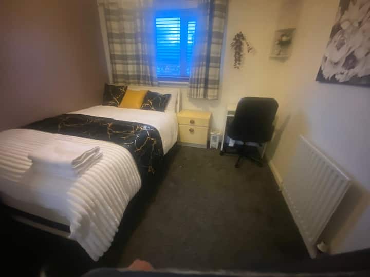 Extraordinary Glasgow- G4propertiesandlodgingsltd - Paisley