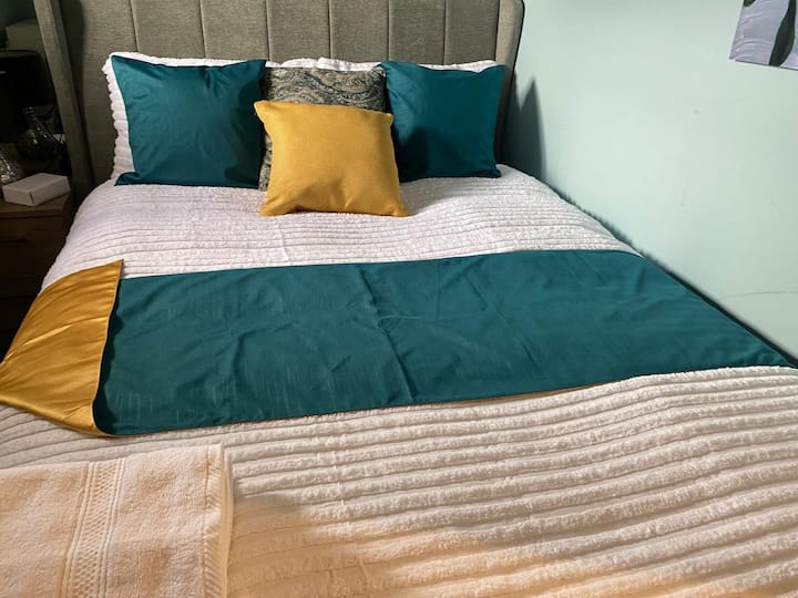 Executive Harburyglasgow-g4propertiesandlodgings - Paisley