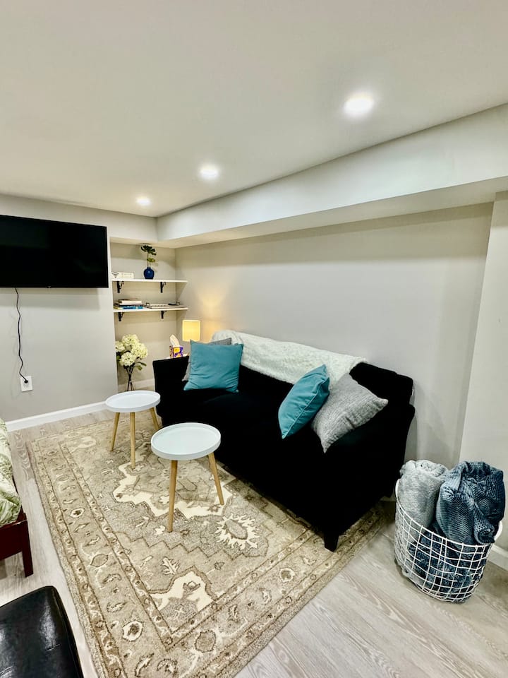 Gorgeous Brand New Studio Private Apt Couples/solo - New York City