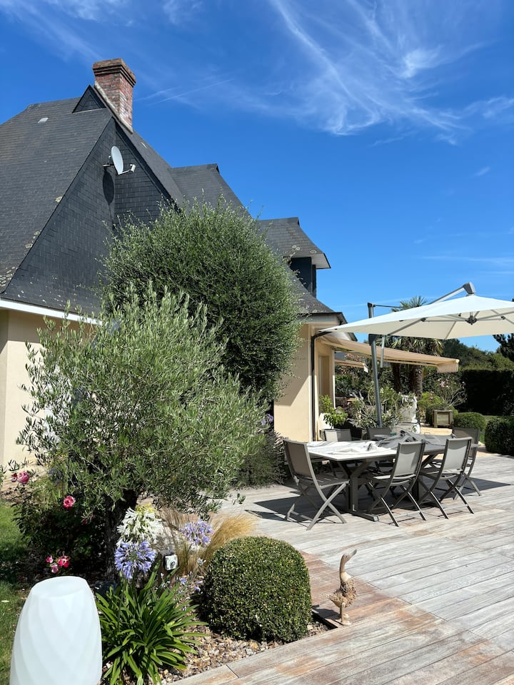 Au Milieu Des Haras - Blonville-sur-Mer