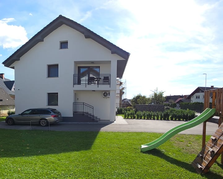 Družinski Apartma S Savno - Kranj